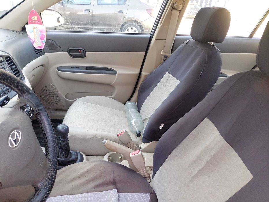 Hyundai Accent diesel albastru Bragadiru • OLX.ro