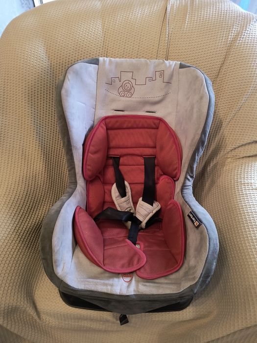 Scaun auto pentru copil Bucuresti Sectorul 4 • OLX.ro