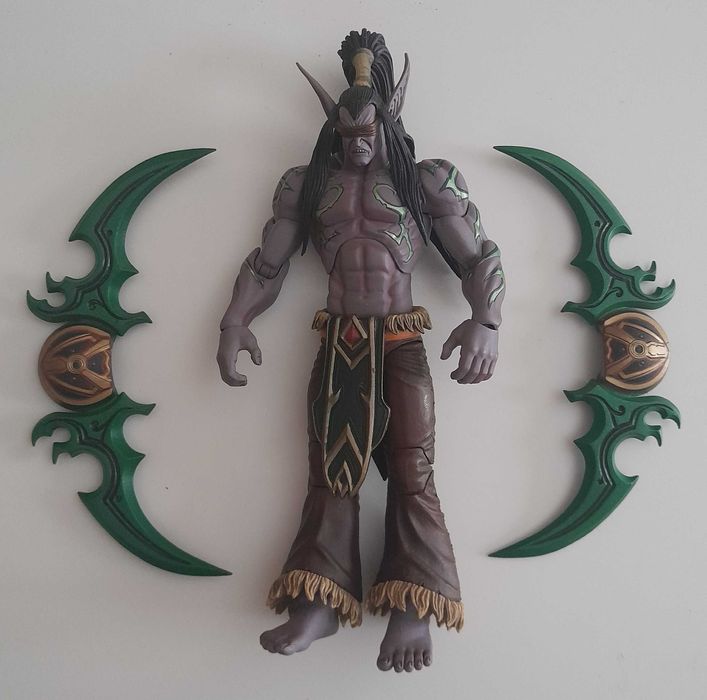 World of Warcraft Action Figure Night Elf Neca Illidan Stormrage гр ...