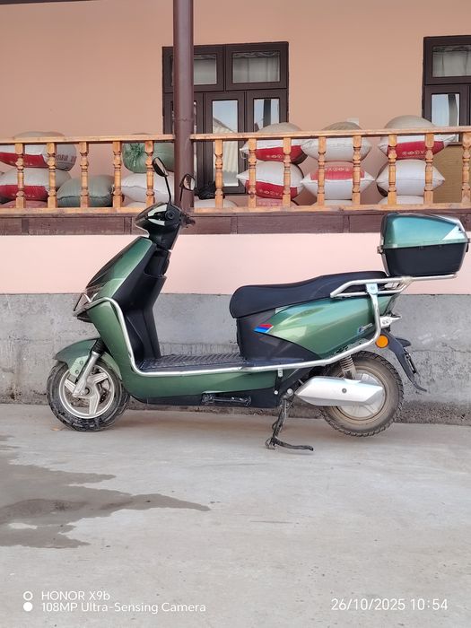 Skuter yadea holati yahwi 2025 yil batareya 100 foiz narxi 700$: 7 000 000 so’m - Mopedlar ...
