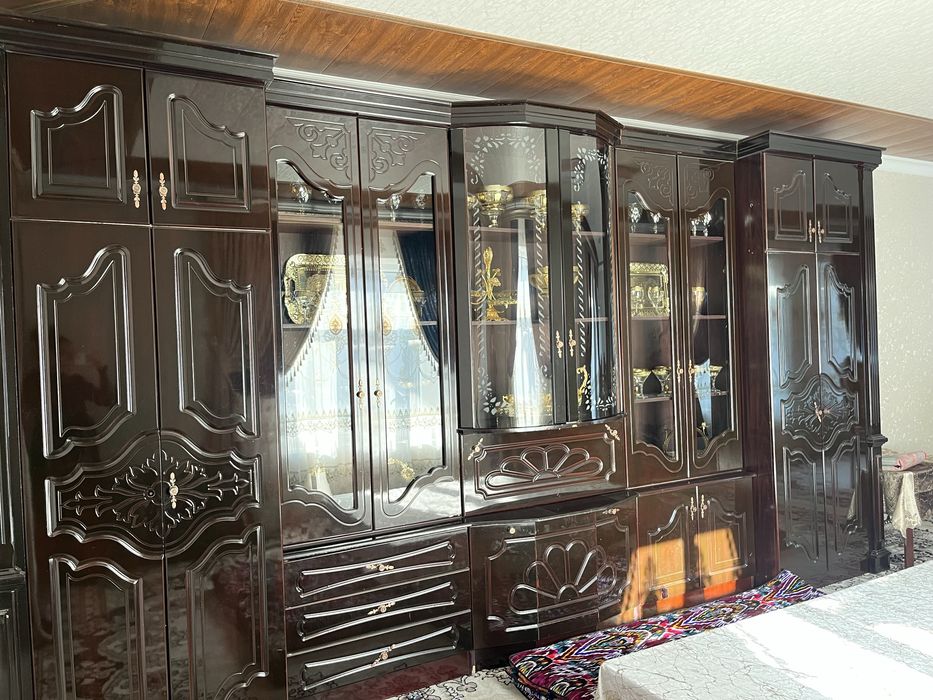 Mexmonxona mebeli stenka: 3 000 000 so’m - Mehmonxona uchun mebel Marg'ilon на Olx