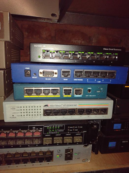 ЛОТ от суйчове switch Ubiquiti Utepo Tp-Link Cisco Fortinet, 600 лв гр ...