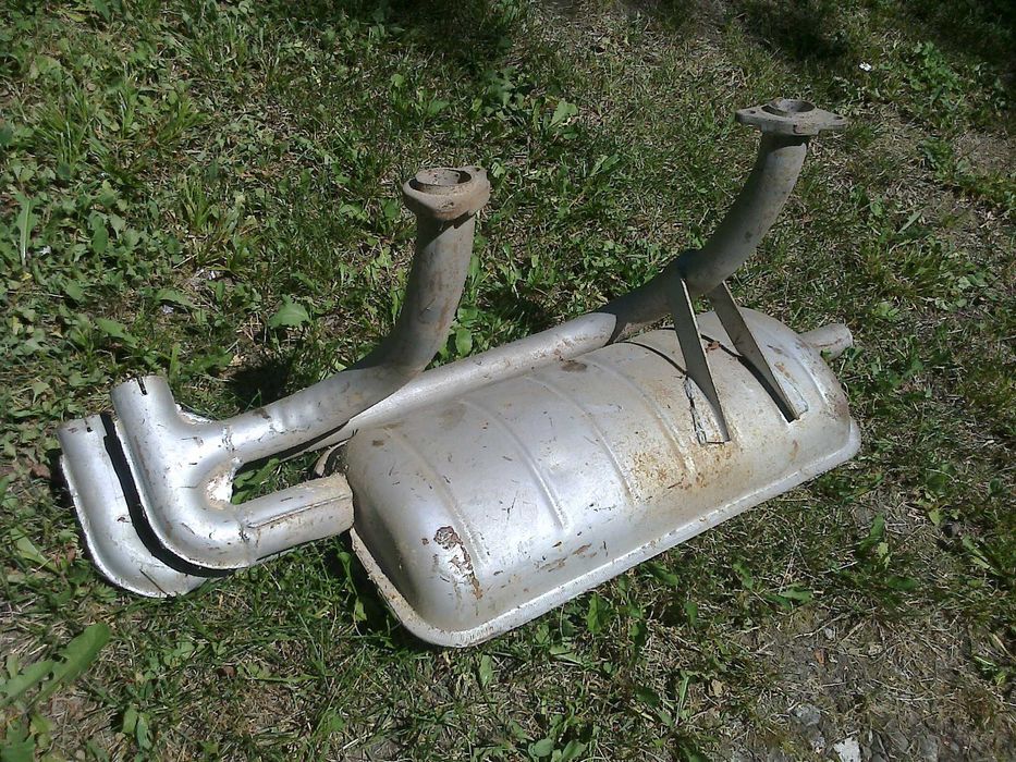 Кола за части:ЗАЗ 968/ ЗАЗ965/ Запорожец/ Зазка гр. Априлци • OLX.bg