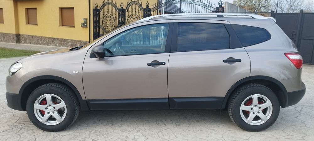 Nissan Qashqai +2 7 locuri ‼️ Berzovia • OLX.ro