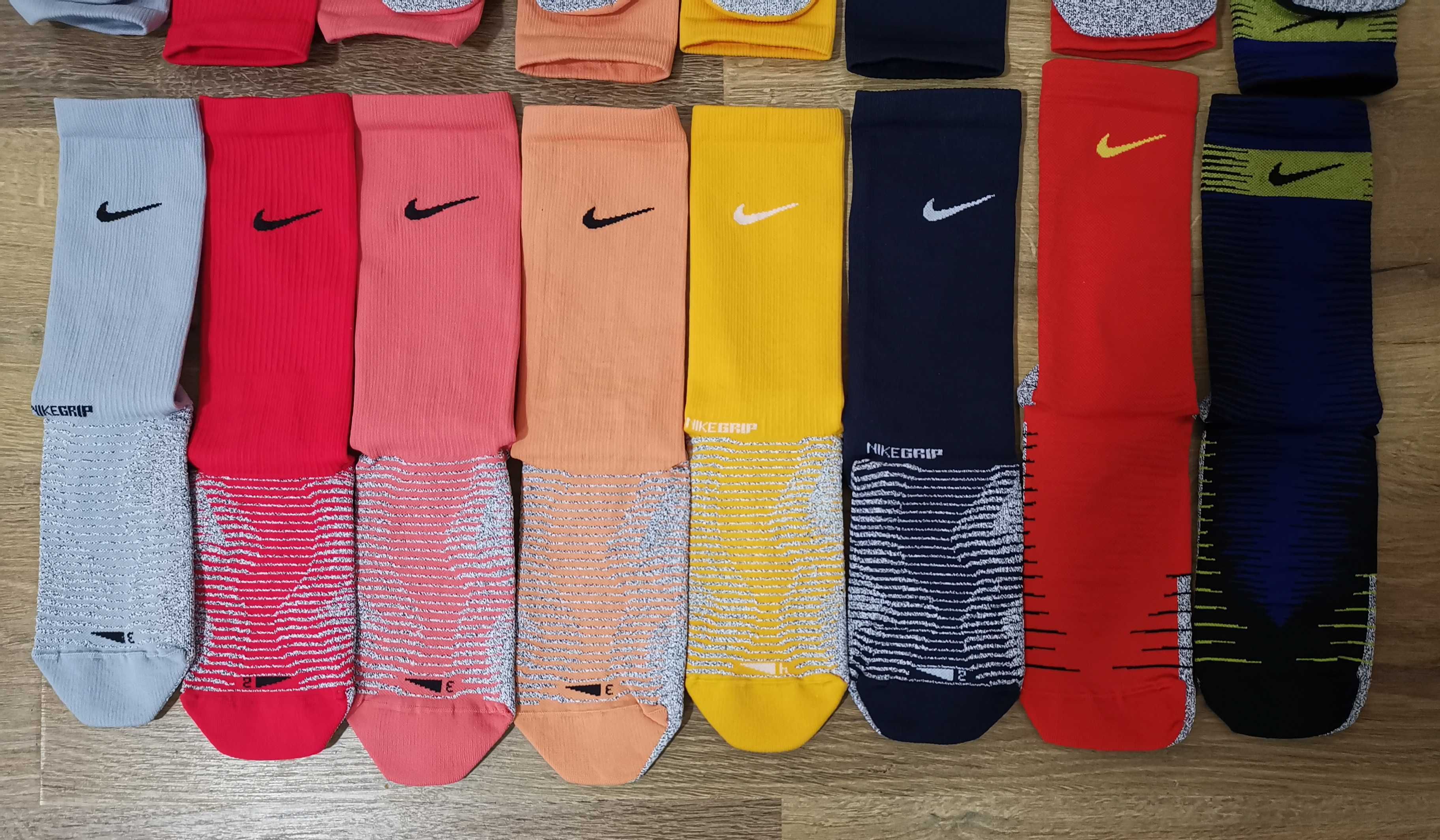 Nike grip футболни чорапи. гр. Русе Родина 1 • OLX.bg