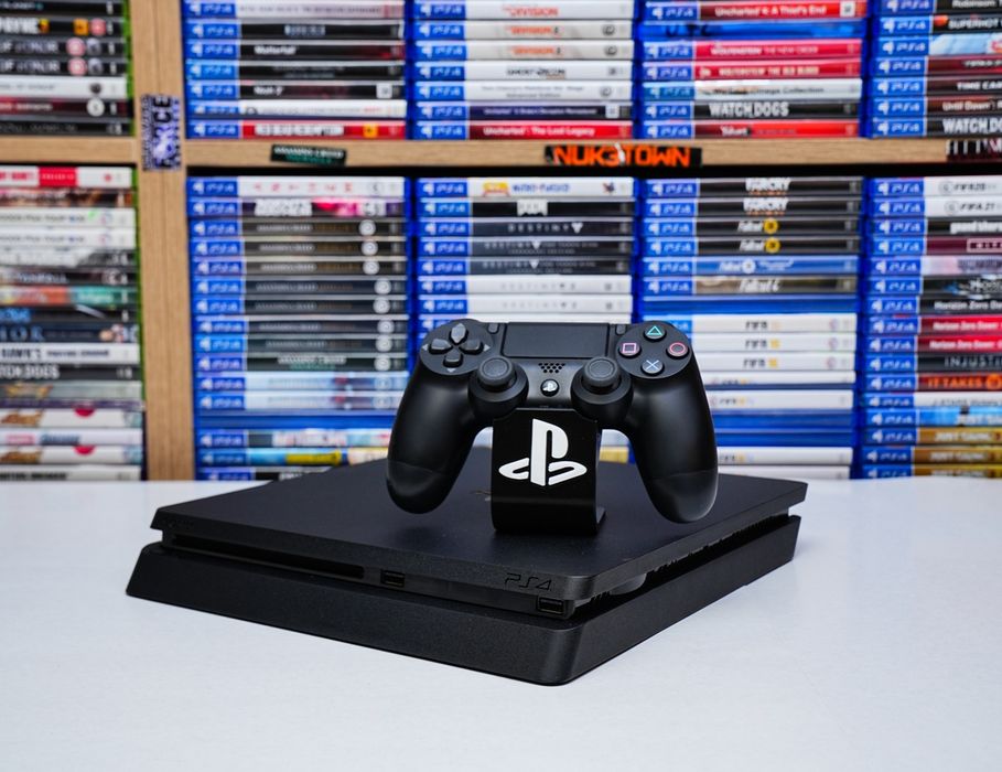 PlayStation 4 Slim , PS 4 DIGITAL cu maneta Sibiu • OLX.ro