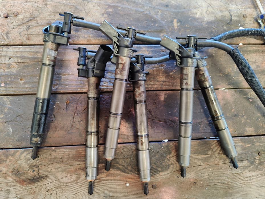 Injector set injectoare 3.0 tdi audi a4 b8 a5 q5 a6 4g a7 a8 q7 Halanga ...