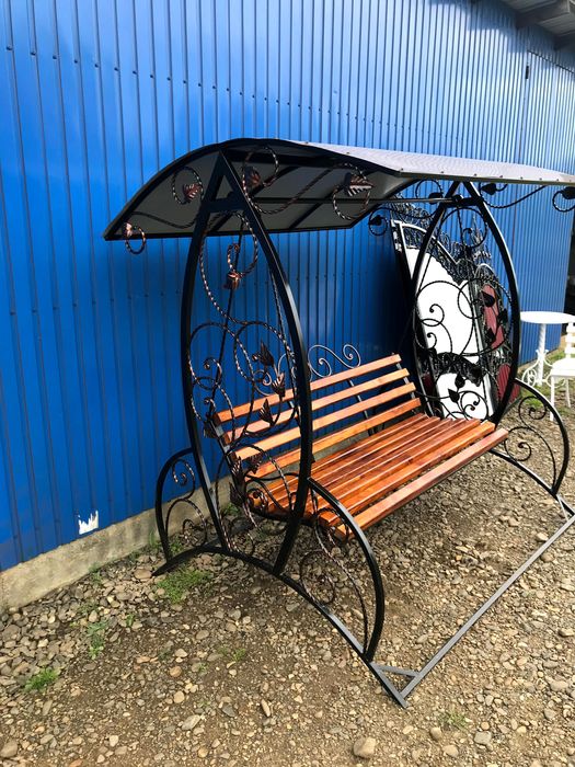 Balansoare din fier forjat… Suceava • OLX.ro