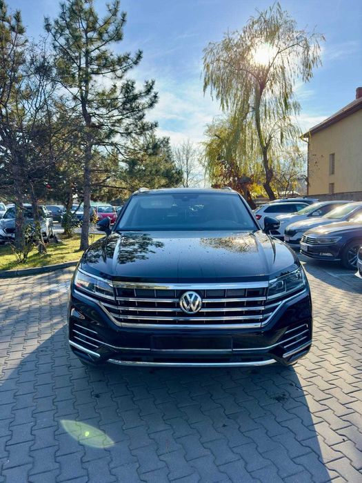 PREDARE / CEDARE LEASING Volkswagen Touareg 2020 Tva inclus deductibil ...
