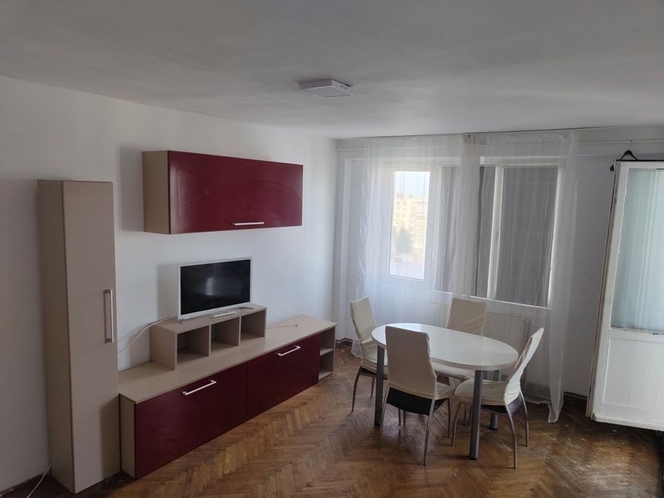 Apartament 3 camere Brasov • OLX.ro