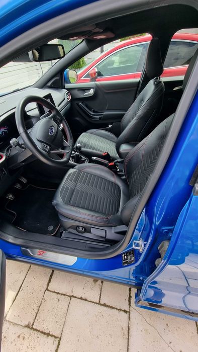 Ford Puma ST-Line X 155CP / Pranoramica / Haion Electric Oradea • OLX.ro