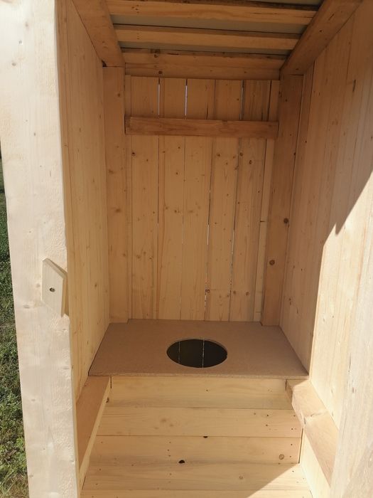 Wc de gradina ** Cluj-Napoca • OLX.ro