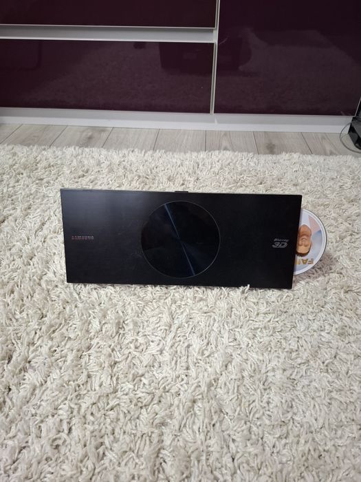 Vand Dvd Player 3 D BlueRay Samsung BD D7500B Pitesti • OLX.ro
