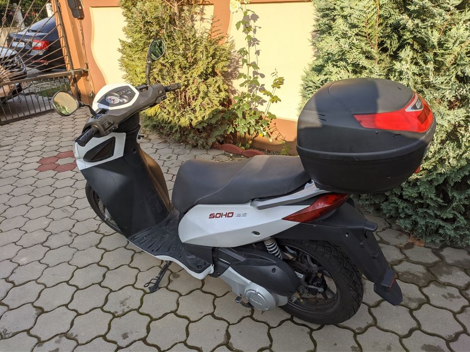Vând scuter 125cc motorizare Honda sh Craiova • OLX.ro