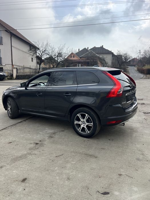Volvo xc60 d3 2015 Buzesti • OLX.ro