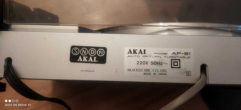 Грамофон AKAI!Не работи без усилвател! гр. София Белите брези • OLX.bg