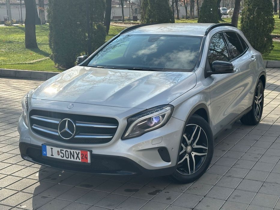 2015 Mercedes-Benz GLA 200 AMG Pachet Automatic Alexandria • OLX.ro