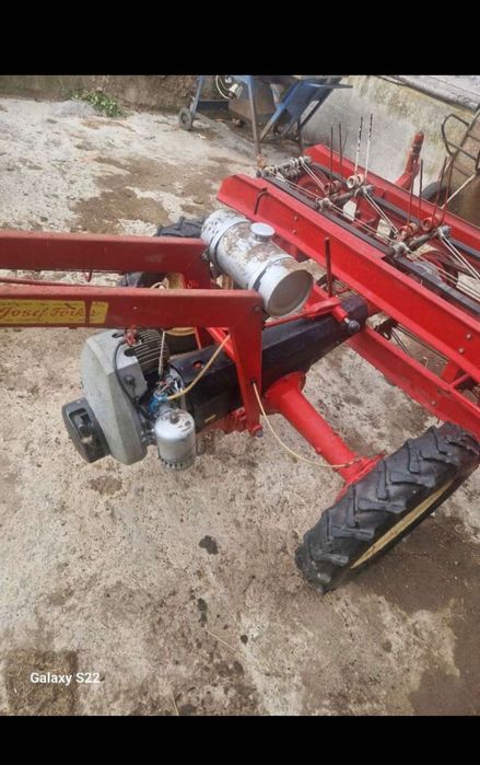 De Vânzare greble cu motor începând de la 9 CP marca Potinger Nasaud ...