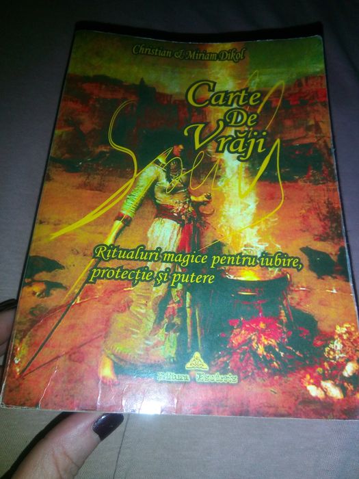RARA Carte de VRAJI,masiva,DEZLEGARI,RITUALURI,MAGIE,descantece,371pag ...