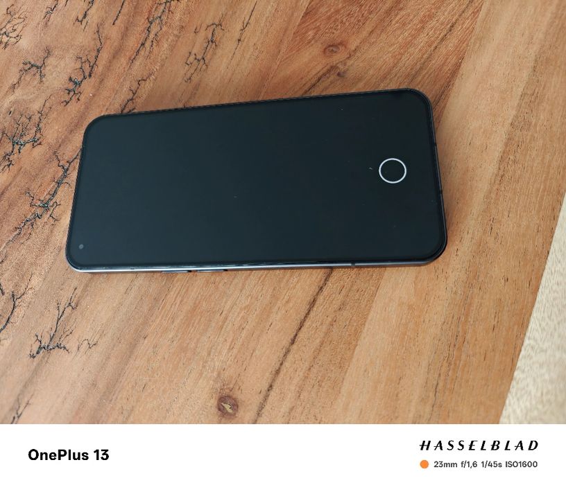 Telefon mobil Nothing Phone(1), 256GB, 12GB RAM, 5G, Black Brasov • OLX.ro