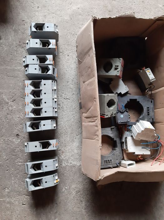 Releu static RM1A40D75 Releu cu radiator Radauti • OLX.ro