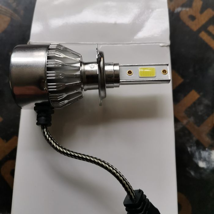 Лед крушки H 7 ( бяла светлина ) гр. Казанлък • OLX.bg