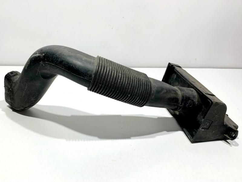 Furtun difuzor captare aer Volkswagen Polo 5 6R 1T0805971 Mihoveni • OLX.ro