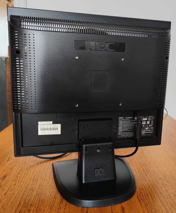 Monitor NEC LCD 17" Targu-Mures • OLX.ro