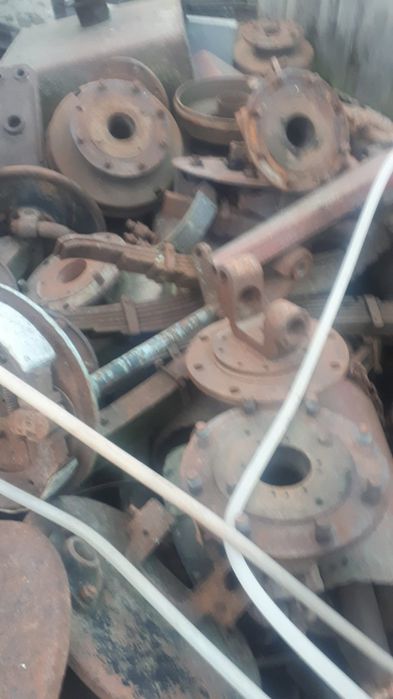 Butuci remorca rm2 si arcuri remorca 5t,8t Oradea • OLX.ro