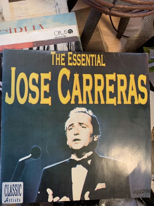 Vand discuri vinil originale anii 1970 Focsani • OLX.ro