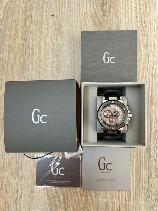 Луксозен часовник GC Guess collection гр. Шумен Боян Българанов 1 • OLX.bg