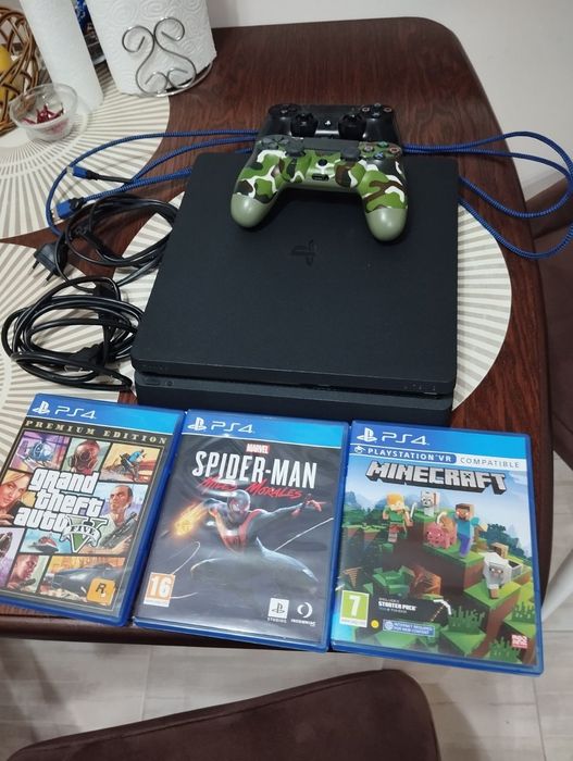 Продава се Playstation 4 гр. Търговище Запад 1 • OLX.bg