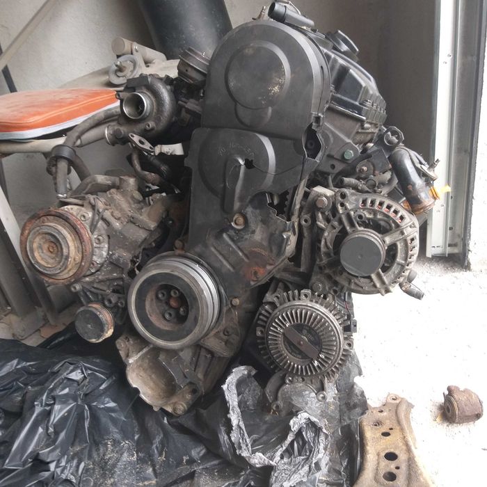 Motor Audi A4 B6. 1.9 tdi, 131cp, cod motor AVF Viseu de Jos • OLX.ro