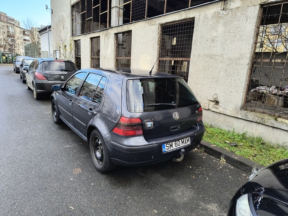 Golf 4 1.6 automat Satu Mare • OLX.ro