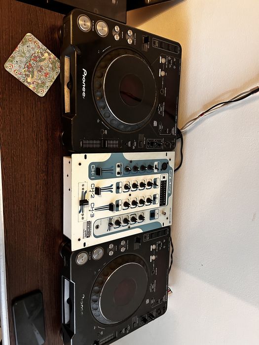 Set Pioneer CDJ 1000mk2 cu mixer Reloop Bucuresti Sectorul 3 • OLX.ro