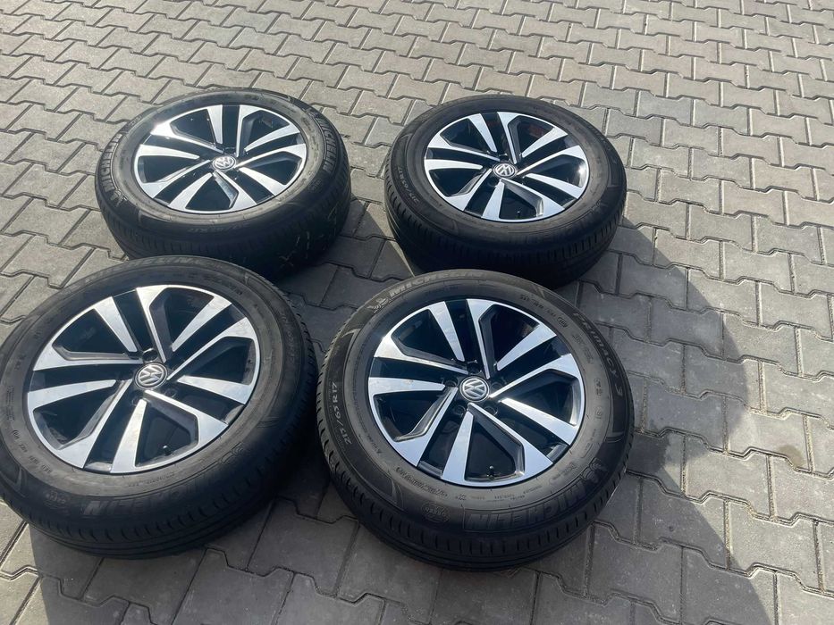 De vanzare Jante si cauciucuri Tiguan Curtea de Arges • OLX.ro