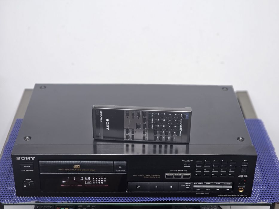Cd player Sony CDP-791 cu telecomanda Ploiesti • OLX.ro
