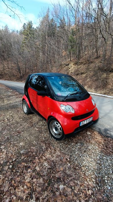 Smart fortwo 700cc , benzină , automat 2005 Posta Calnau • OLX.ro