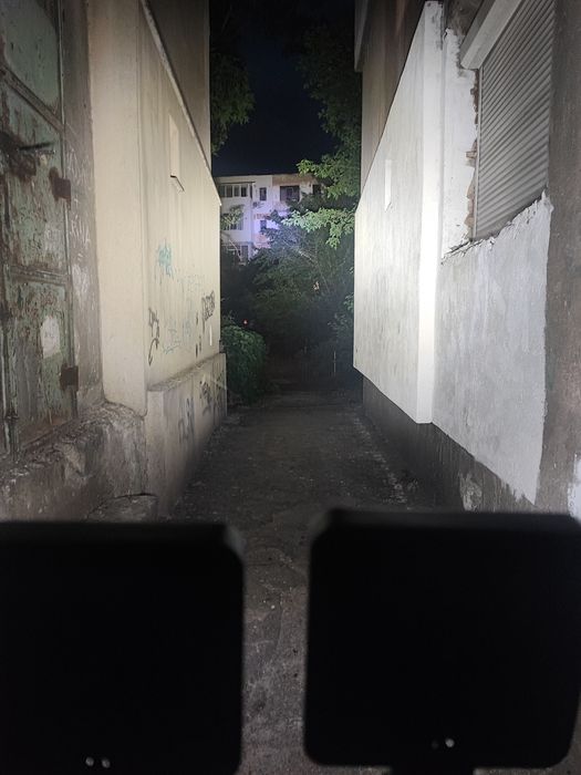 Proiector led dublu cu trepied 2.1 m pe acumulator Parkside 20v Galati ...