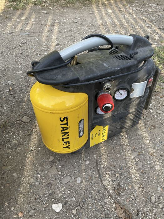 Compresor Aer Stanley Portabil Crang • OLX.ro