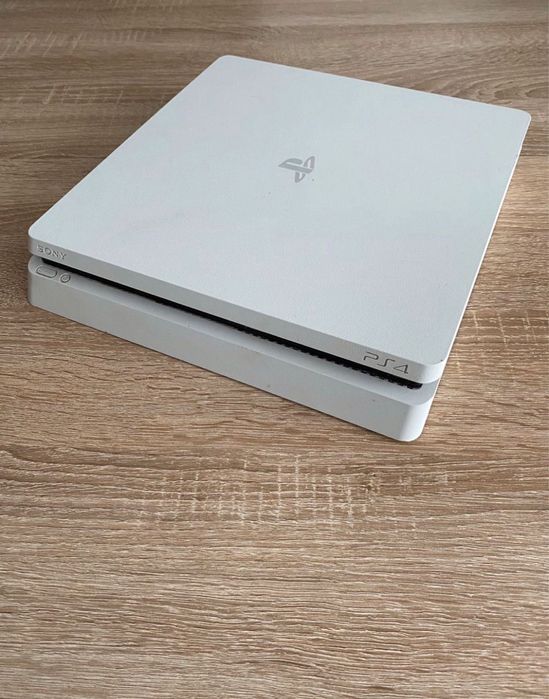 Playstation 4 ps4 white edition Buzau • OLX.ro