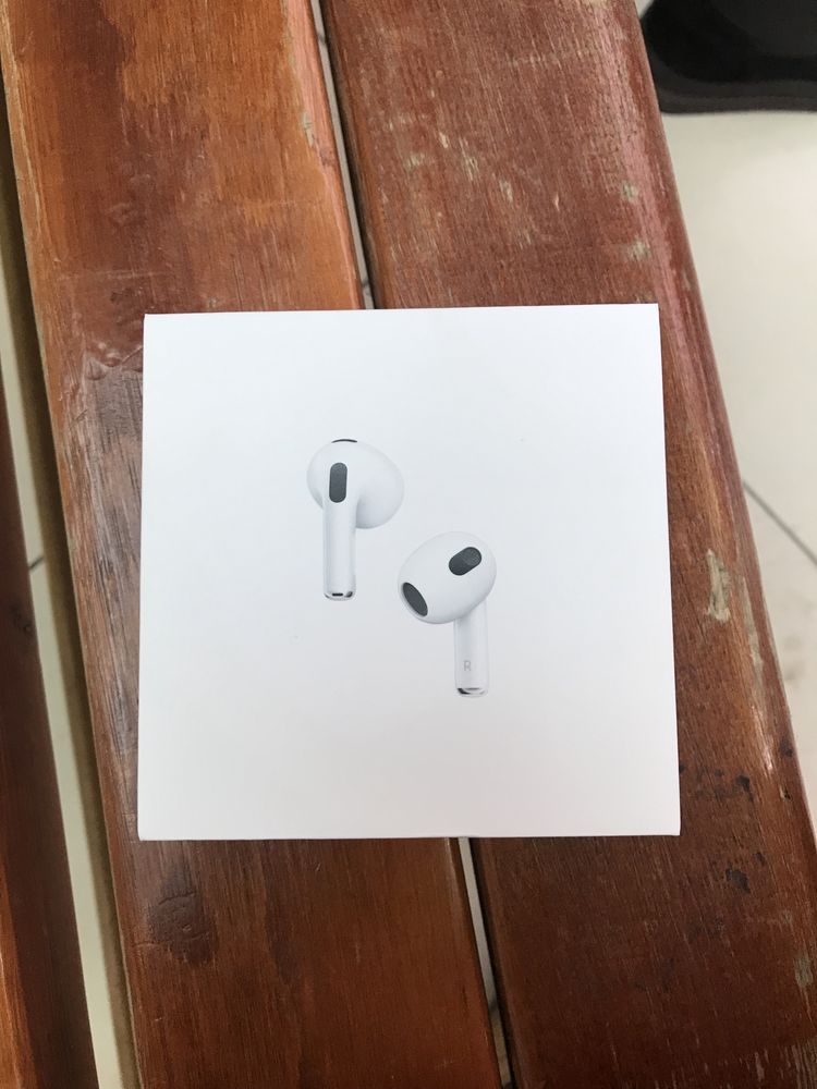 Airpods 3 оригинал Sulpak: 65 000 тг. - Наушники Астана на Olx
