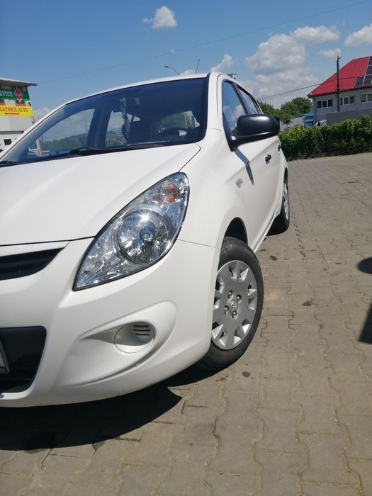 Hyundai i20 , 1,4D, înmatriculată, stare buna Barabant • OLX.ro