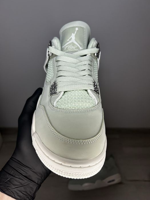 Nike Air Jordan 4 Retro Seafoam Sail (43) Sibiu • OLX.ro