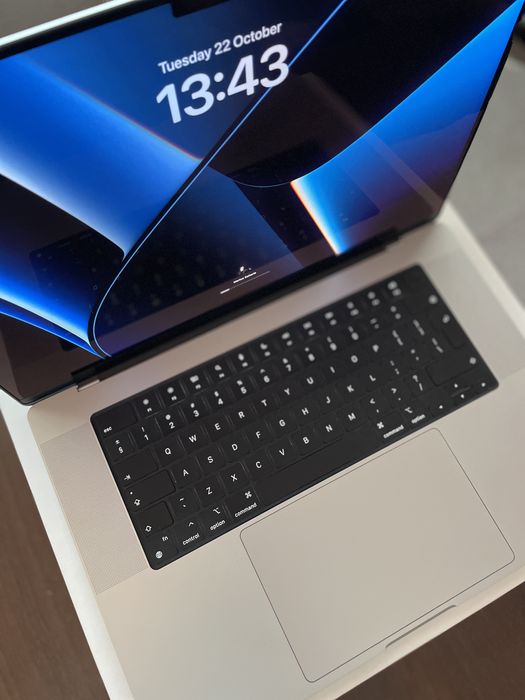 Apple MacBook M1 pro 16 inch Bacau • OLX.ro