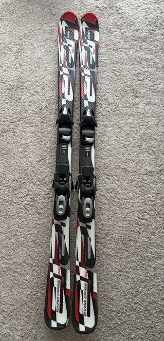 Schiuri ELAN EXAR ERISE 160cm + bete Domnesti • OLX.ro