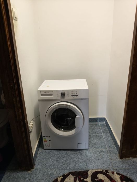 Proprietar închiriez apartament 2 camere Podu ros-Cantemir Iasi • OLX.ro