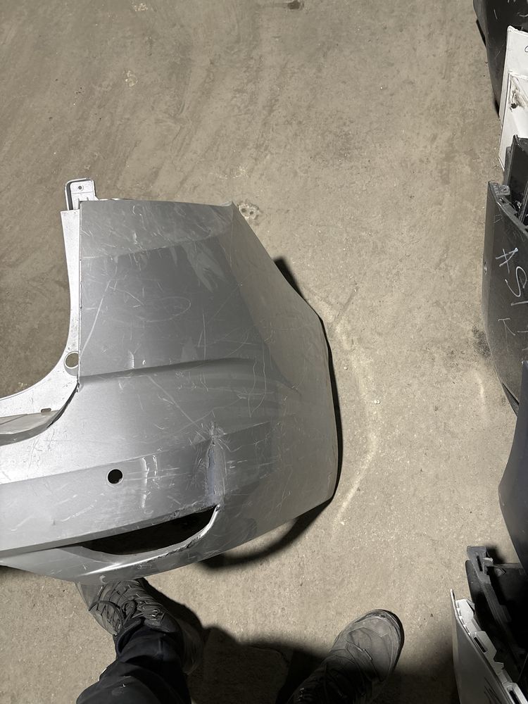 Оригинална задна броня Renault Megane 4 гр. Враца Складова база • OLX.bg