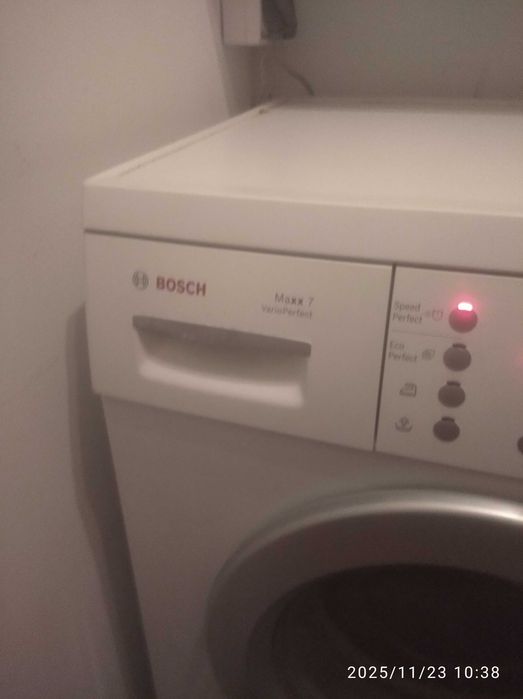 Продавам пералня Bosch гр. Варна Автогара • OLX.bg