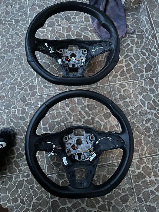 Volan vw golf 8.vw passat b8 facelift. Cernica • OLX.ro